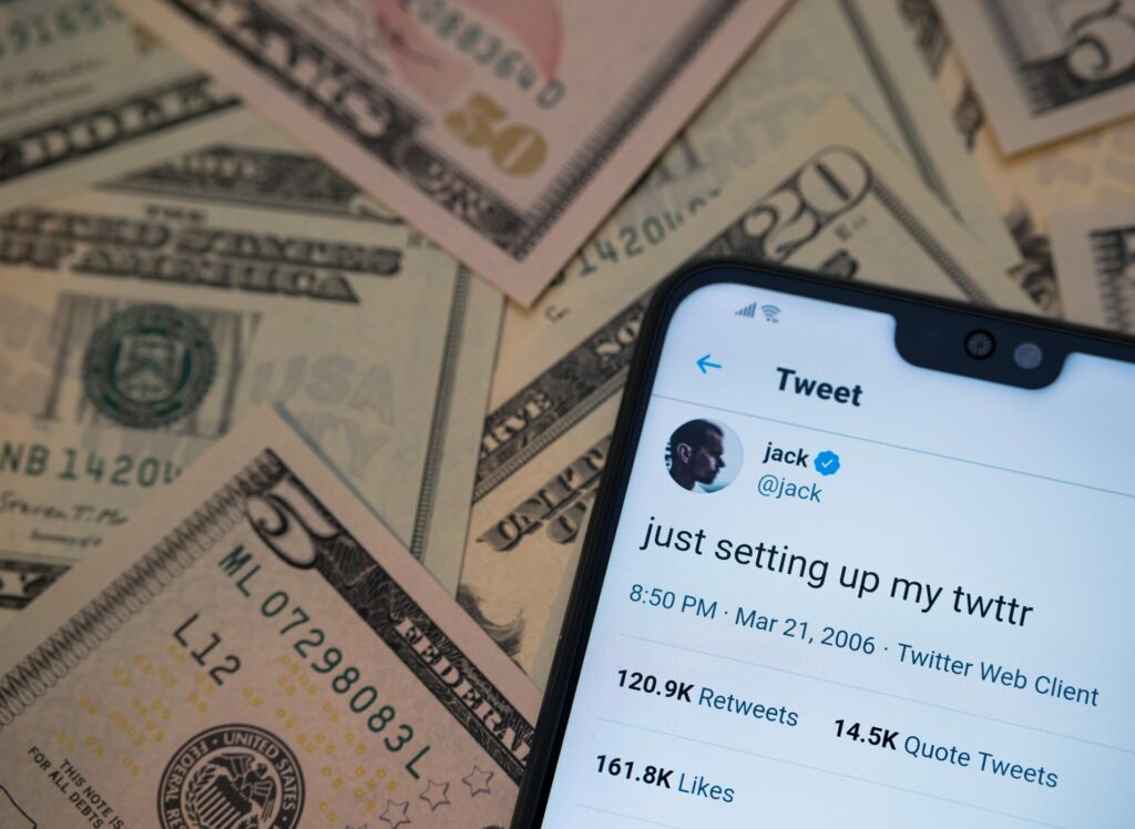 Le NFT du premier tweet de Jack Dorsey de nouveau en vente pour 48 ...