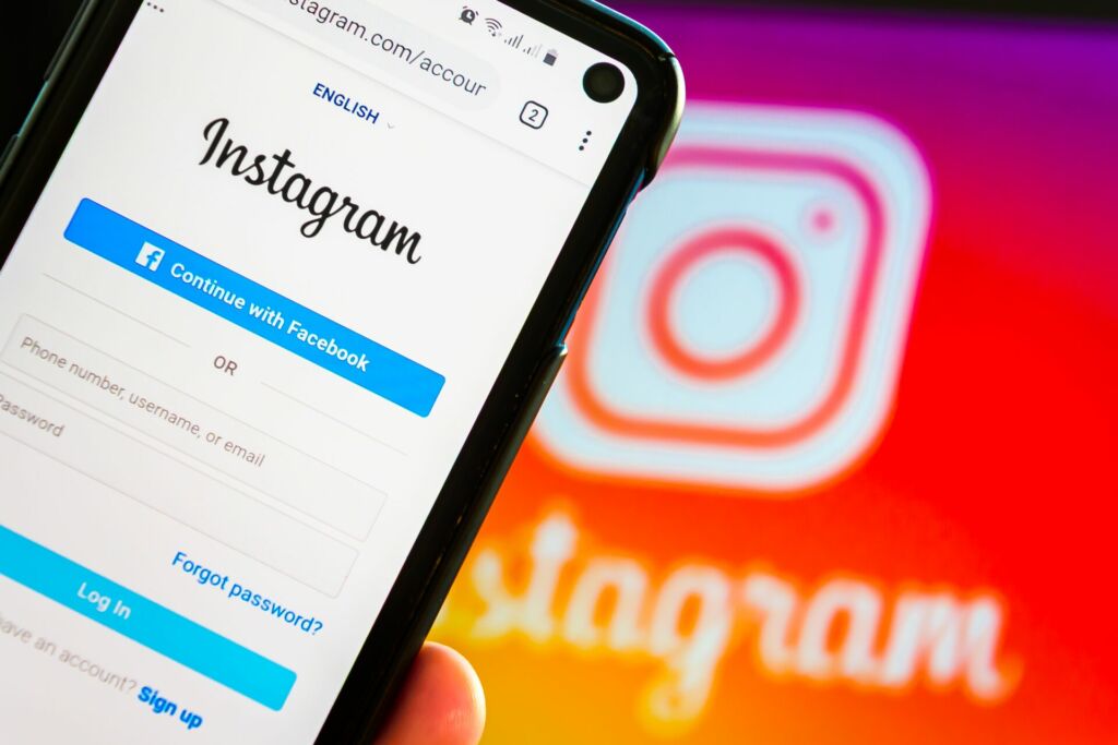 Instagram condamné à une amende record de 405 millions d’euros pour ...