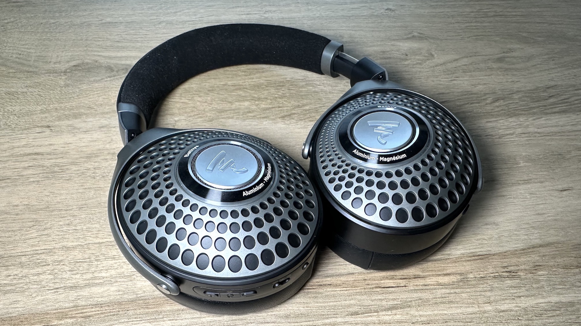 Test Labo Focal Bathys : le premier casque sans fil et Hi-Fi conçu en ...