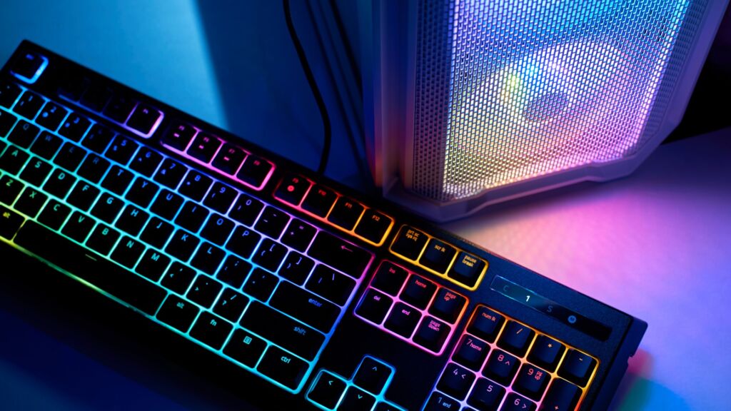 Adieu les applications tierces : Windows 11 pourrait proposer la gestion native du RGB