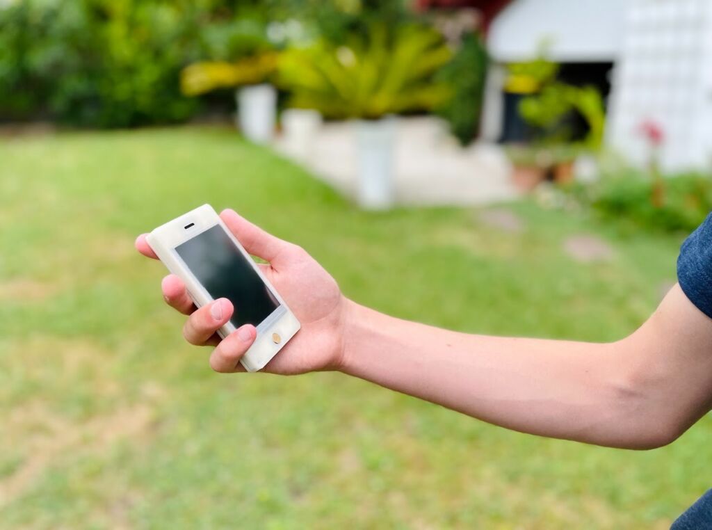 Vous aussi, fabriquez ce téléphone portable chez vous pour seulement 30