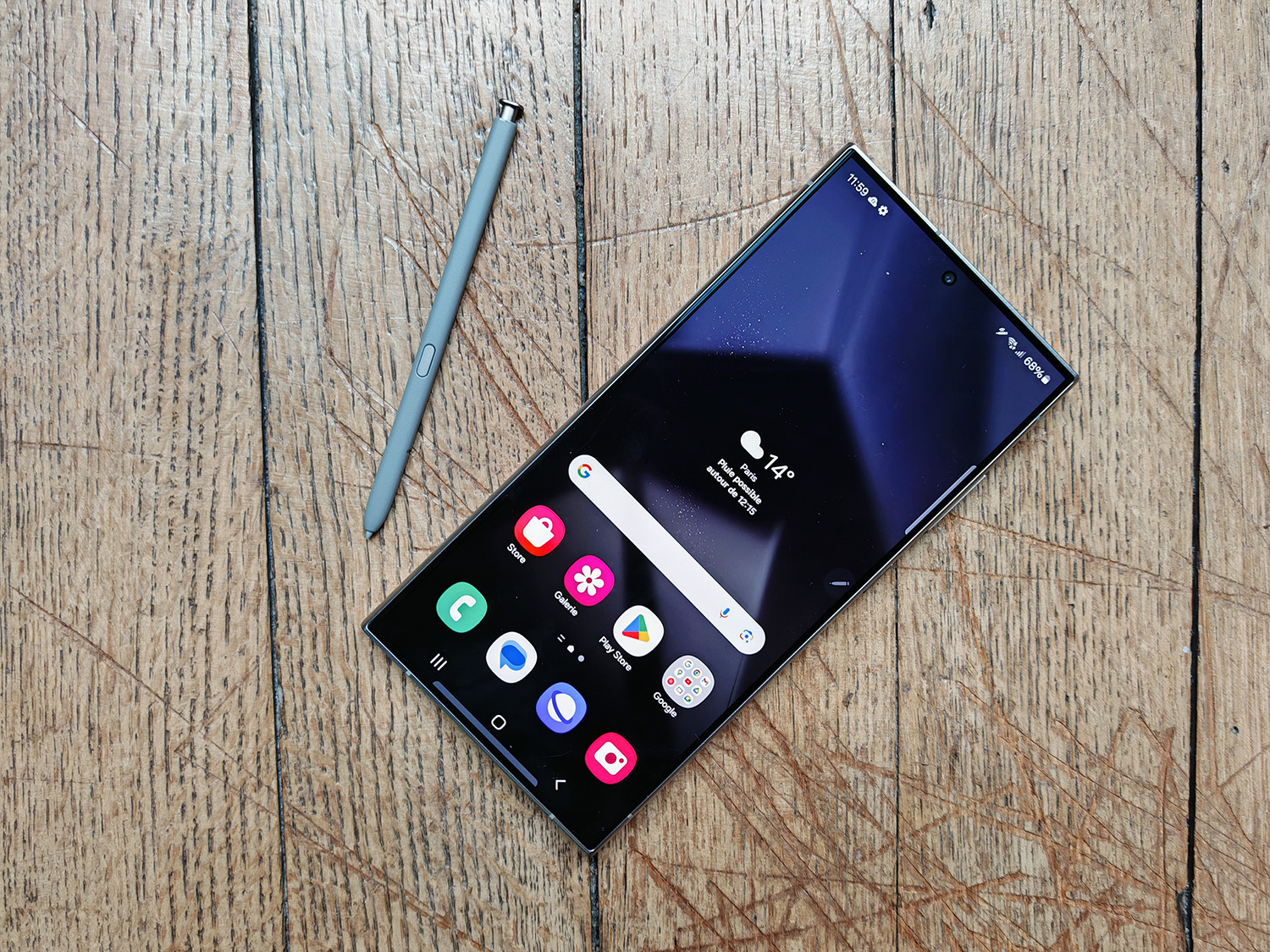 Test Labo du Samsung Galaxy S24 Ultra : un écran formidable doublé de ...