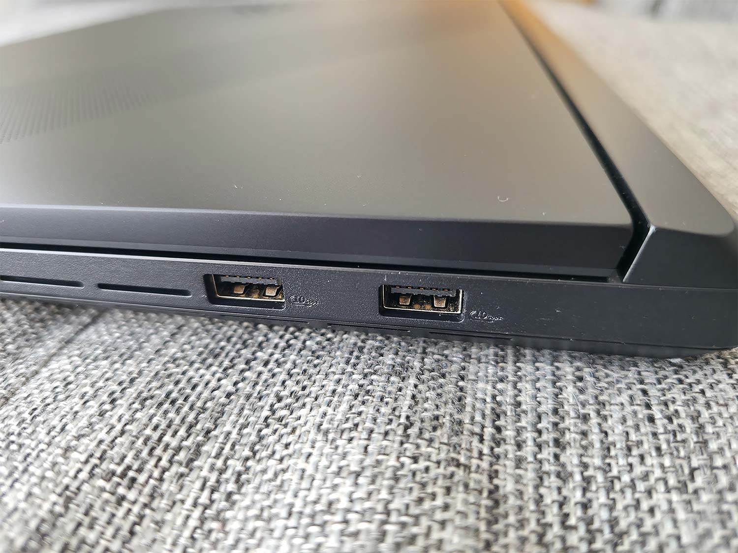 Prise en main de l'Asus ROG Strix Scar 18 : un monstre absolu de ...