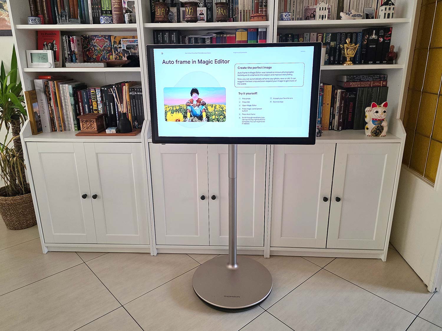 Prise en main du Thomson Go Plus : le drôle de TV 4K et tactile qui ...